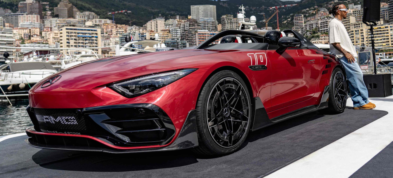 AMG folgt Formel 1 Star Hamilton nach Italien: Mercedes-AMG SL ...