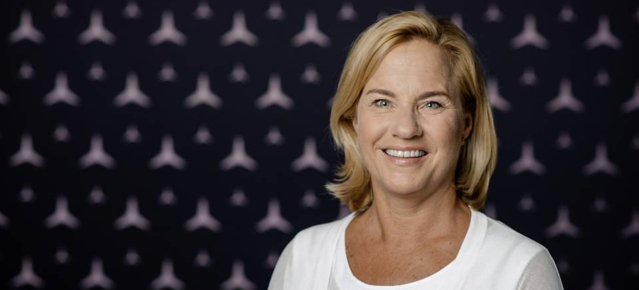 Mercedes-Benz Köpfe: Jetzt ist es offiziell: Vertrag von ...