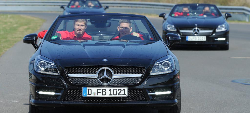 Mercedes SLK: Der neue Stern der DFB Elf: Deutsche ...