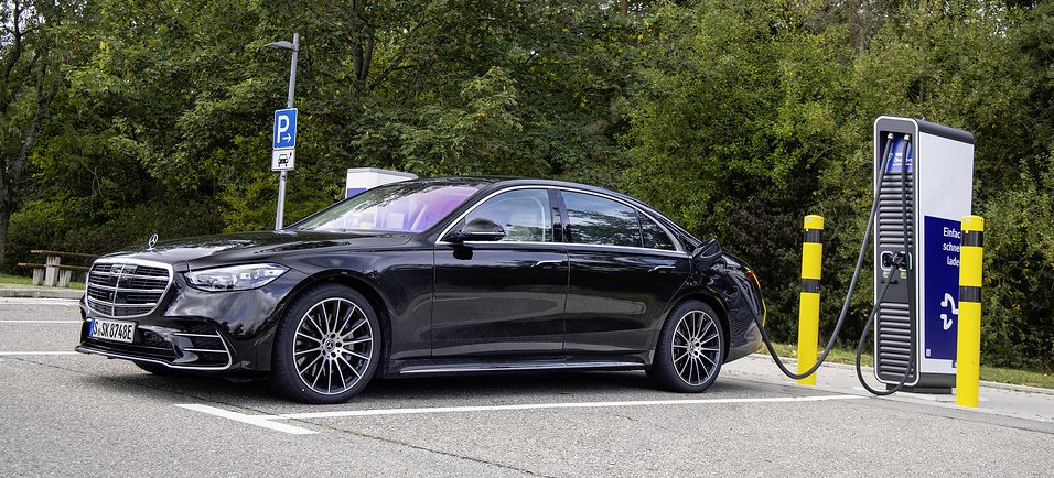 Ab 123.736 Euro: Neue S-Klasse BR223 in zwei weiteren Varianten ...