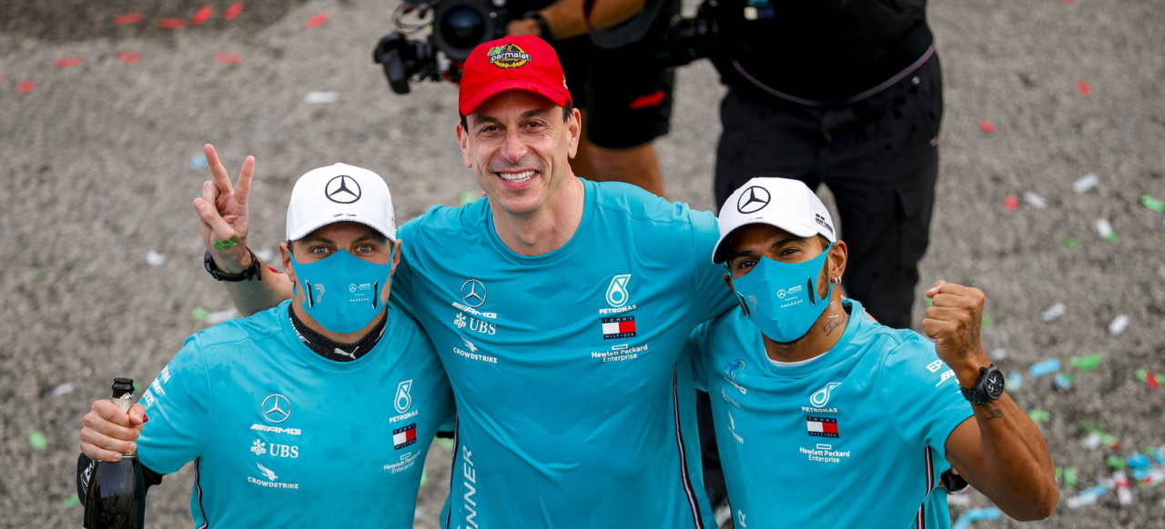 Hintergrund zum Verbleib von Mercedes und Lewis Hamilton in der Formel ...