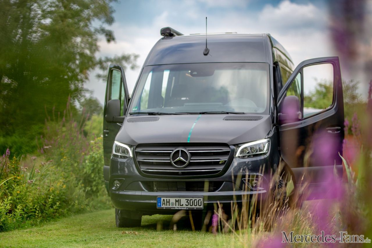 Wie eine Yacht auf Rädern:: Mercedes-Sprinter Innova Roadtrip 595L ...