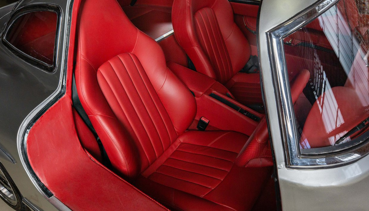 The Gullwing Tribute: Restomod zum Sparpreis?: Flügeltürer im 300-SL ...